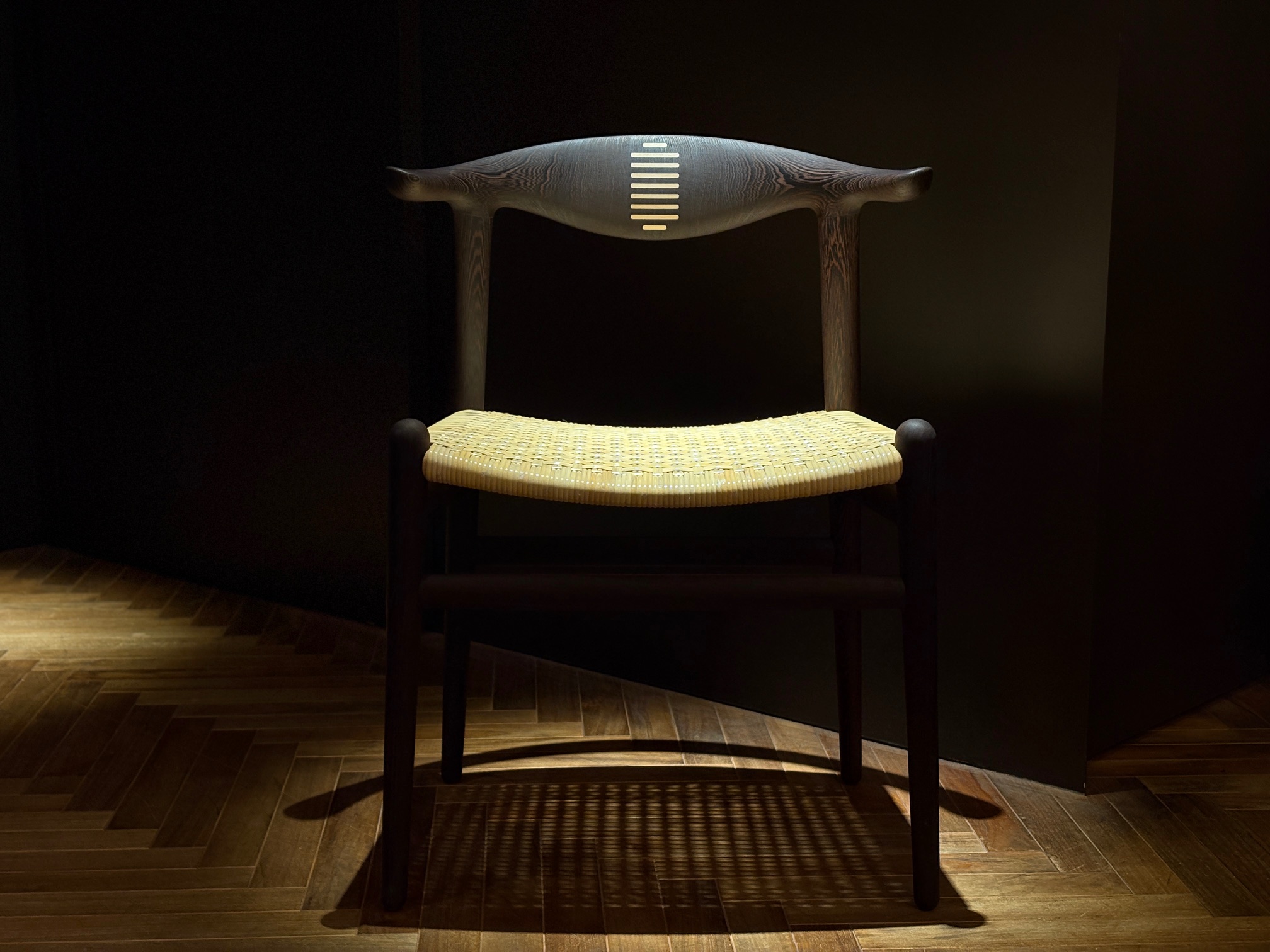 【ウェグナー PP505 カウホーンチェア】 | DANSK MOBEL GALLERY（ダンスクムーベルギャラリー）